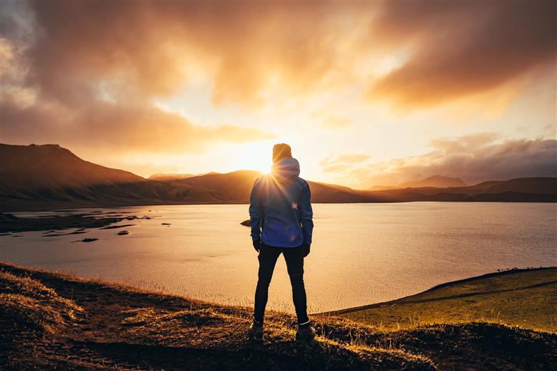 ABOUT – PremierAccessoryGroup